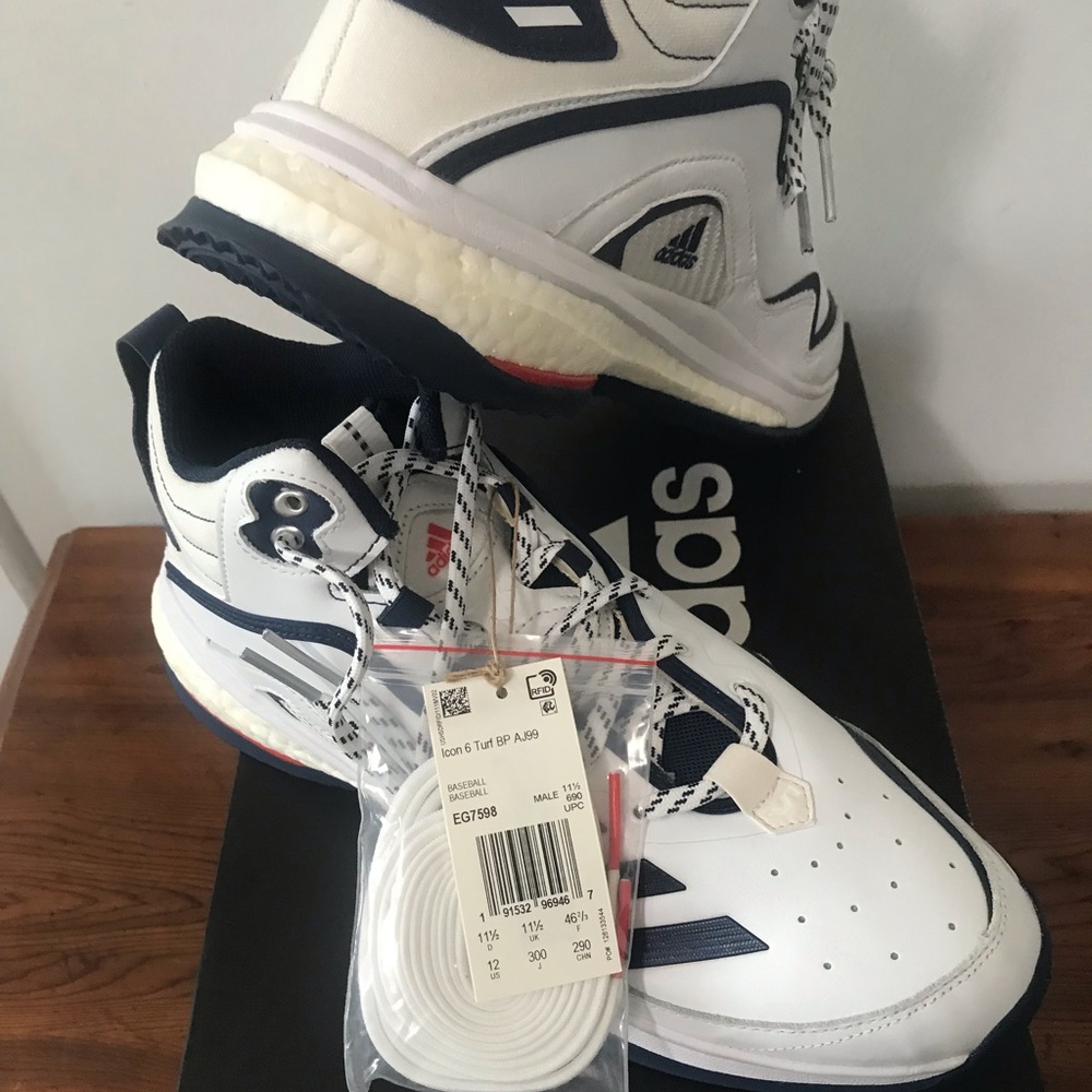 Nwt Adidas Men Icon 6 Turf Sneakers - Gem